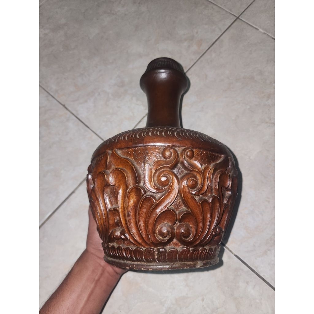 Jual barang jadul vas guci atau lainnya antik dari kayu peninggalan ...