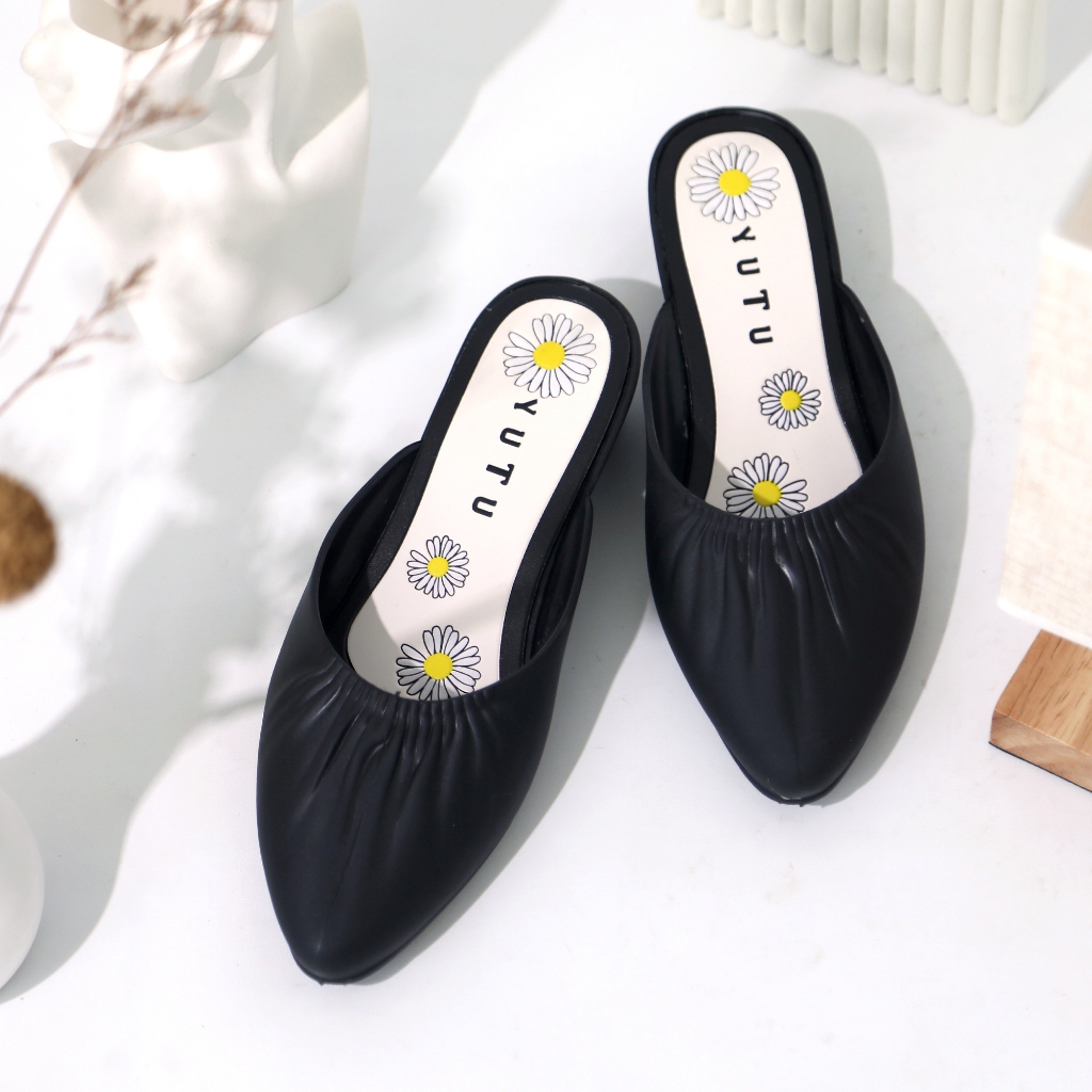 Jual Yutu Sandal Selop Wanita – Sandal Formal Elegan Bahan PVC Premium ...