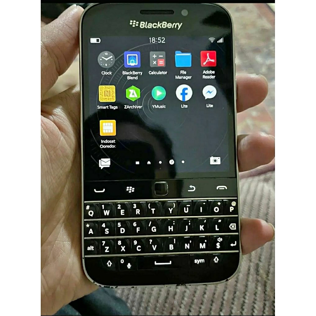 Jual blackberry Q20 clasic | Shopee Indonesia