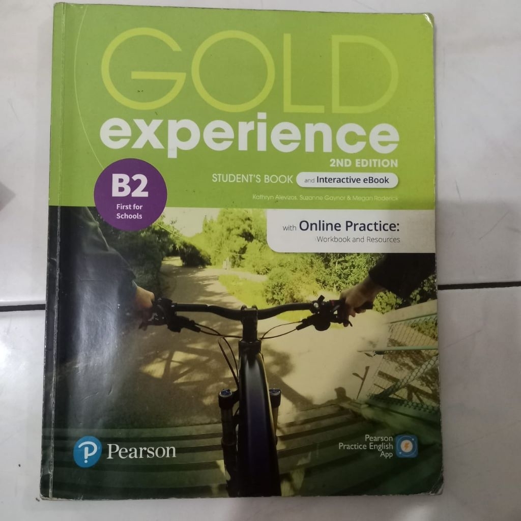 Jual Buku Gold experience students book B2/gold experience student book ...