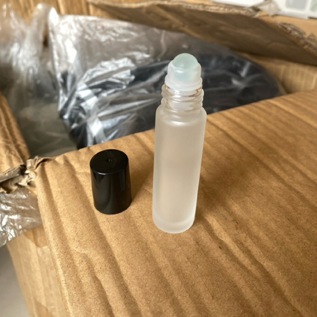 Jual Botol Kaca Roll On Frosted 10ML / Botol Kaca Oil / Botol Roll On ...