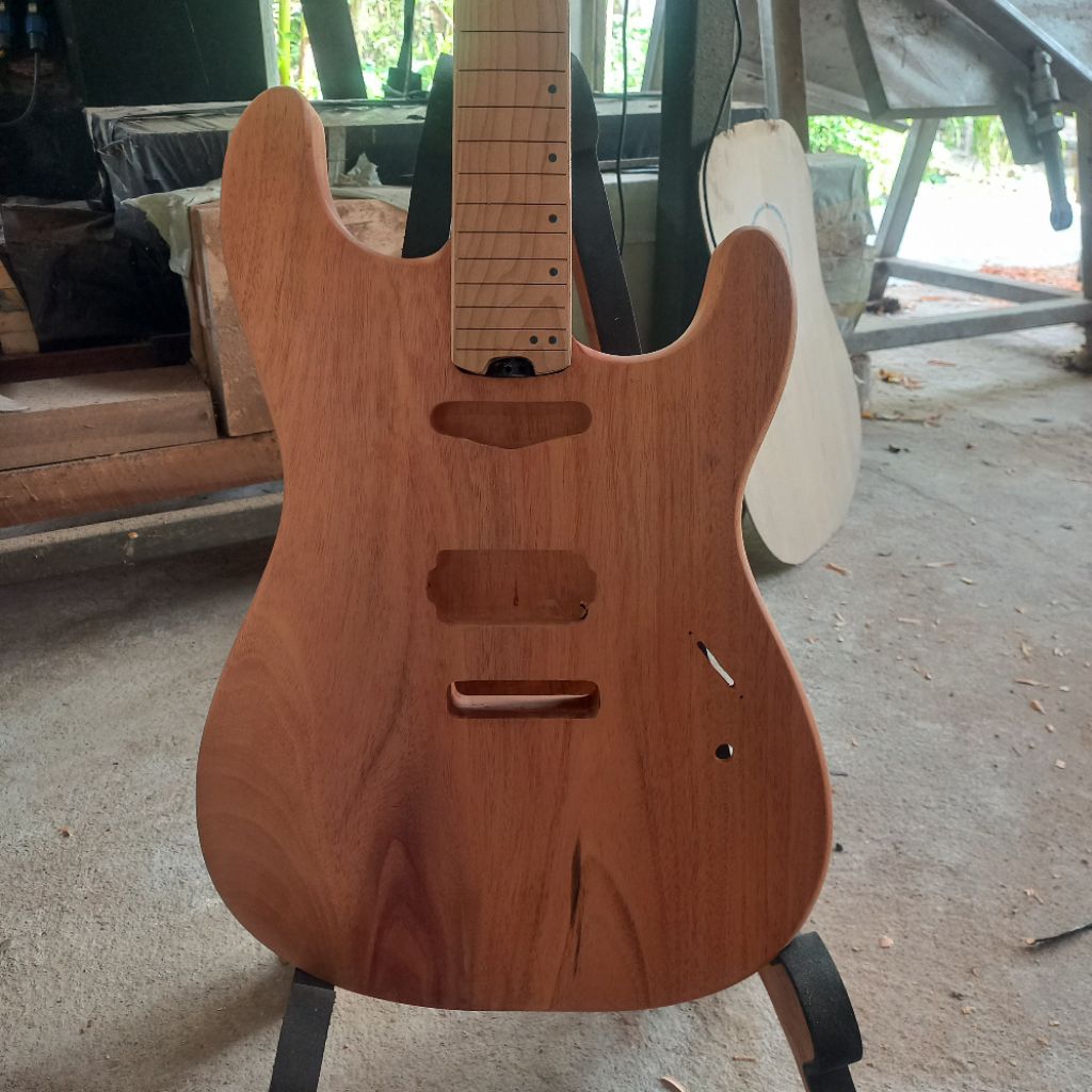 Jual Body Set Neck Guittar Elektrik Coustom | Shopee Indonesia