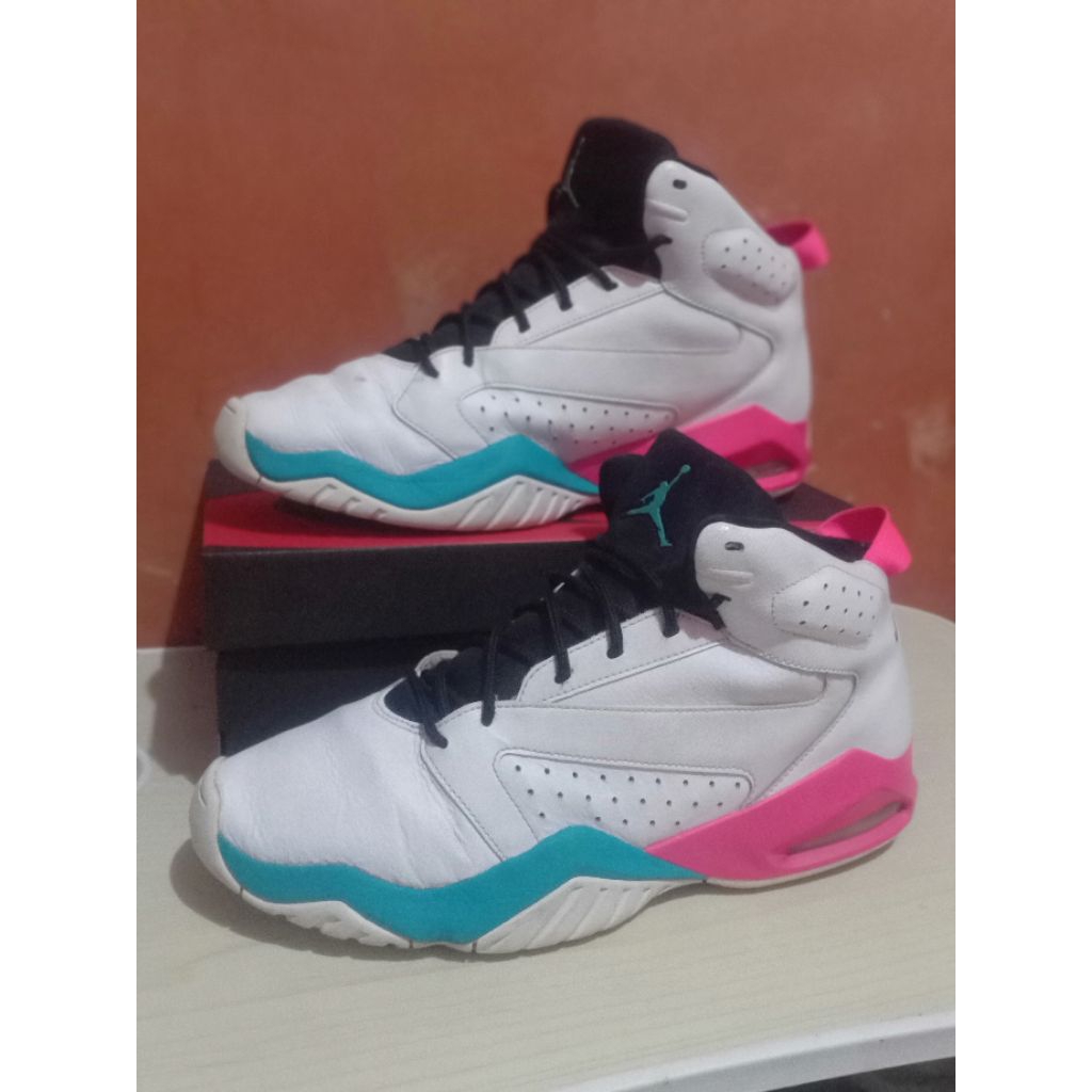 Jual sepatu basket second size 44 | Shopee Indonesia