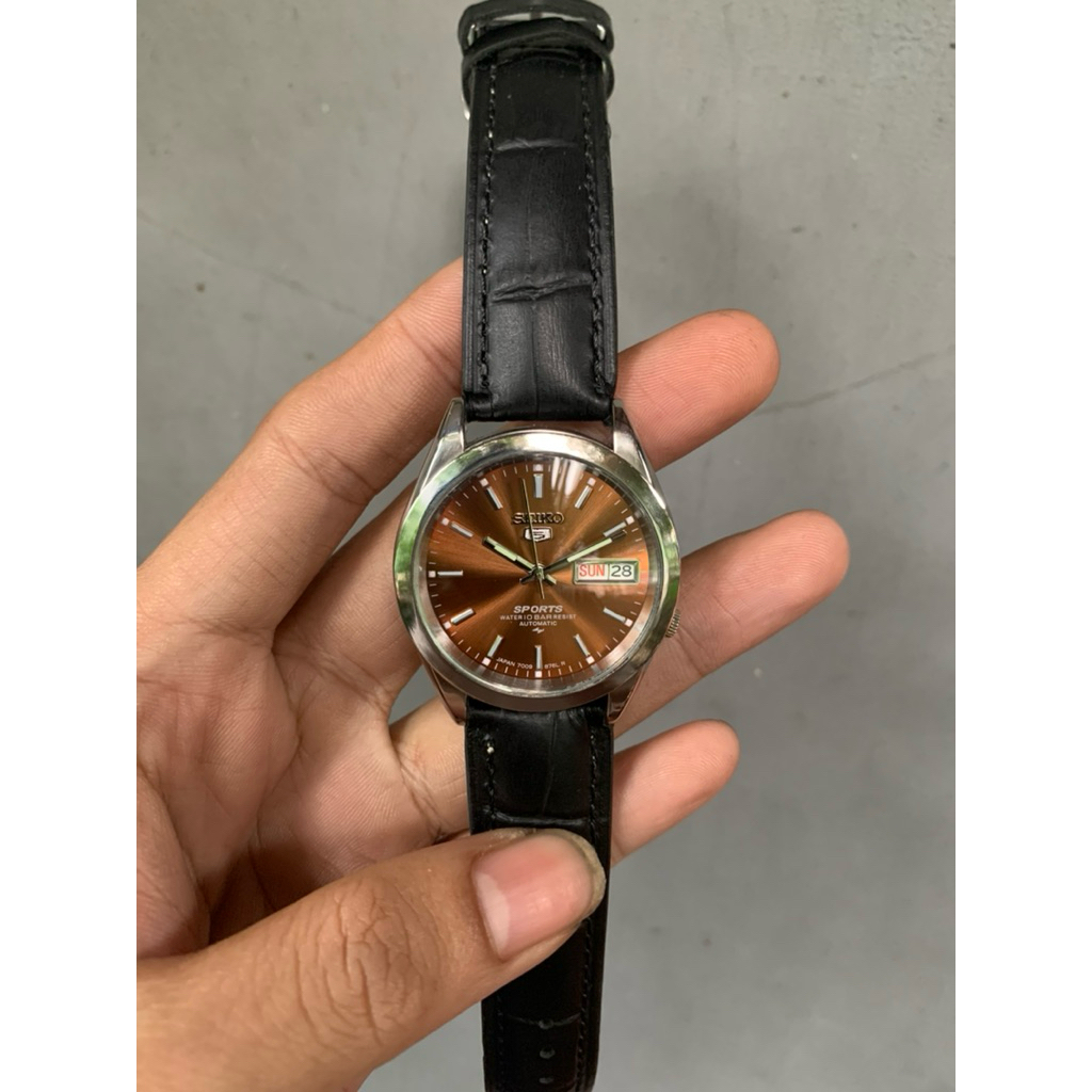 Jual Jam Tangan Seiko 5 Sport Dark Chocolate Dial Caliber 7009 Movement ...