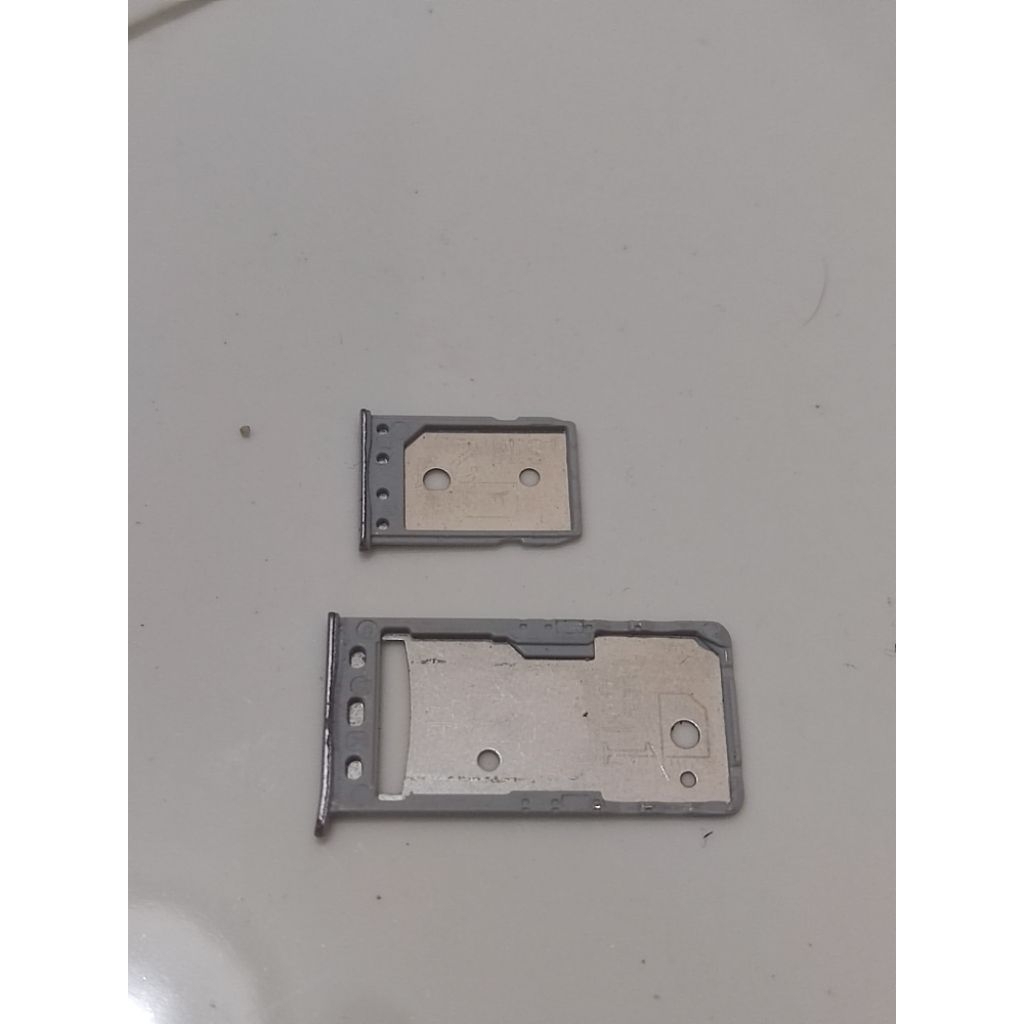 Jual SIMTRAY SIMLOCK TEMPAT SIM REDMI 5A DUAL SIM GREY BEKAS COPOTAN ...