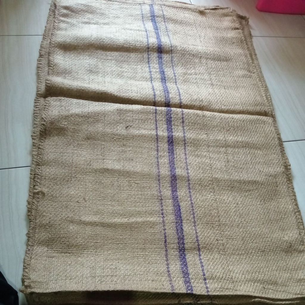 Jual karung goni barang baru ukuran ( 110 x 70 ) karung goni 100kg ...