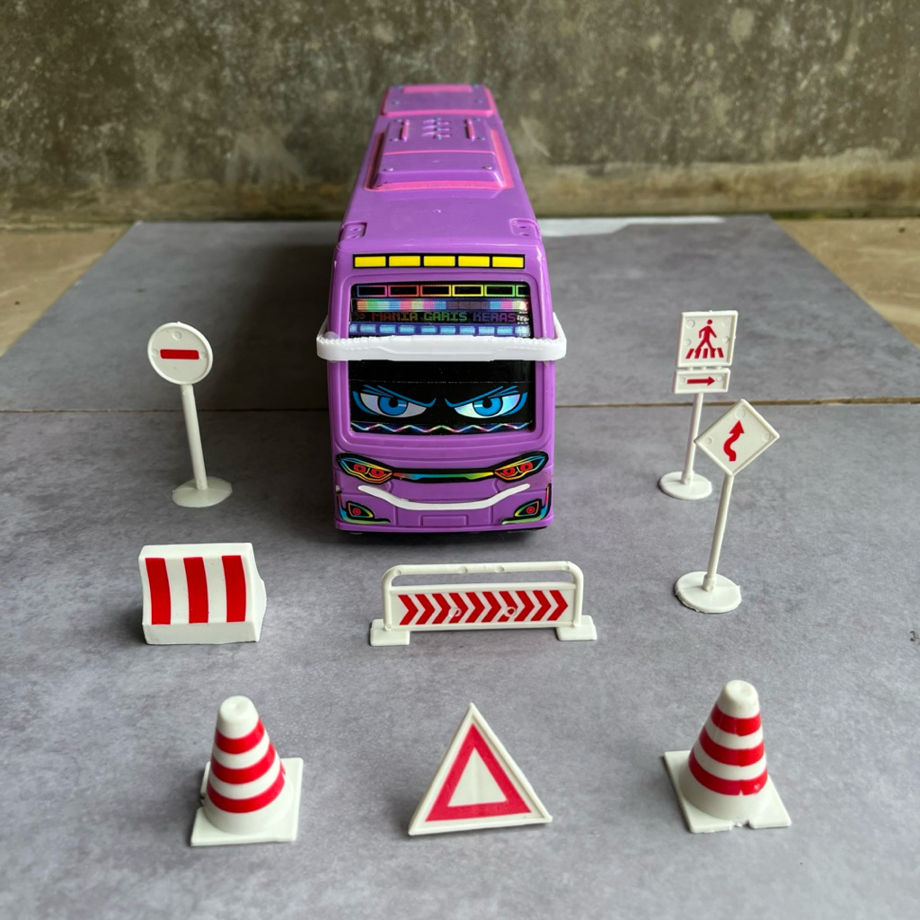 Jual Rambu lalu lintas miniatur bus rkc | Shopee Indonesia