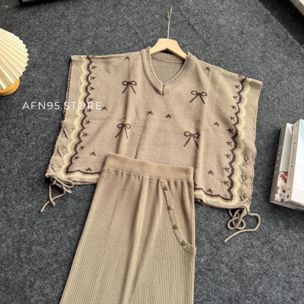 Jual ONESET SETELAN AYUNDINI VEST CROP WANITA ROMPI RAJUT PITA SERUT ...