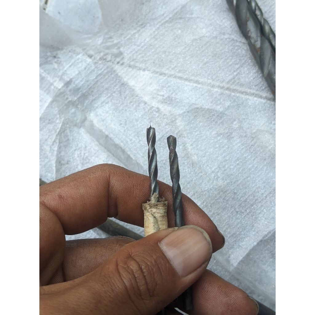 Jual mata bor bekas 3,5 mm besi dan kayu | Shopee Indonesia