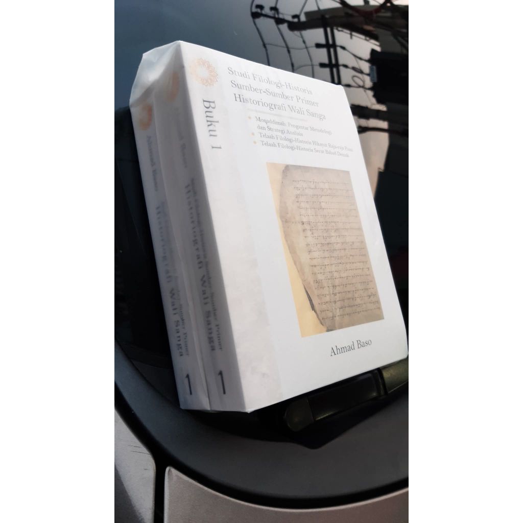 Jual Historiografi Wali Sanga Studi Filologi-Historis Sumber-sumber ...