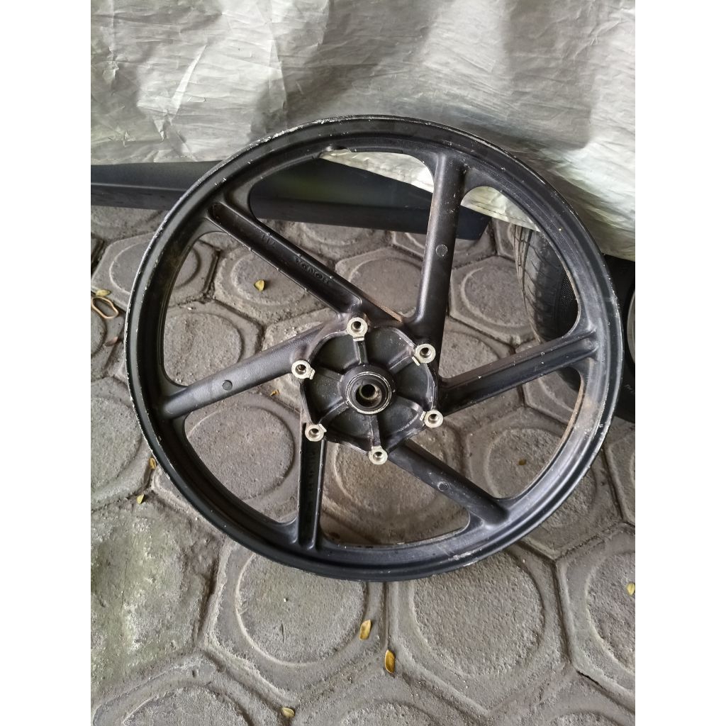 Jual VELG CW DEPAN ORIGINAL COPOTAN MEGAPRO PRIMUS RING 18/VELG PALANG ...