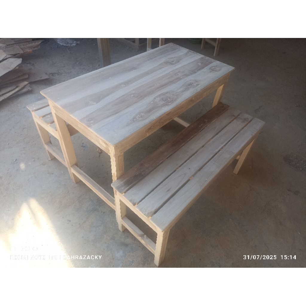 Jual Meja kursi warkop full kayu metahan belum finishing 1 meja 2 kursi ...