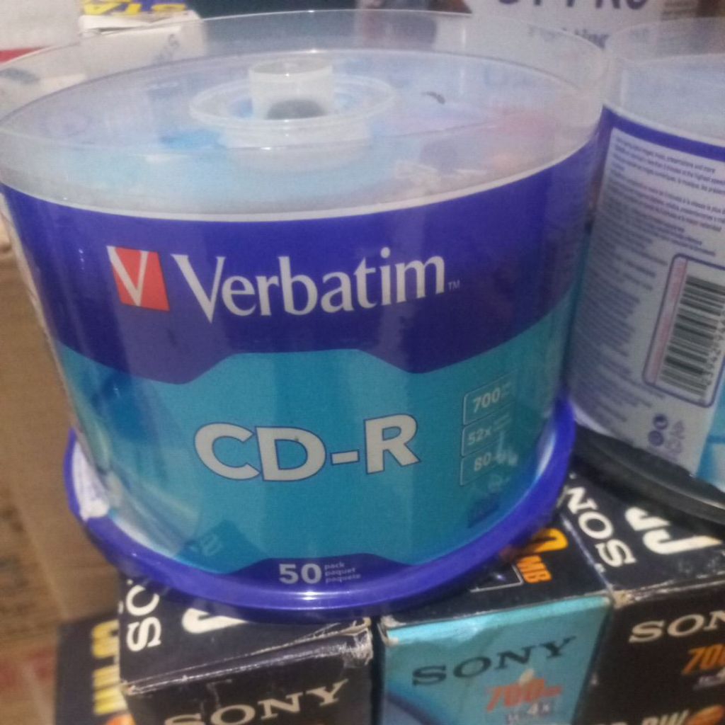 Jual CD R / RW GT Pro 700 MB Isi 50 pcs | Shopee Indonesia