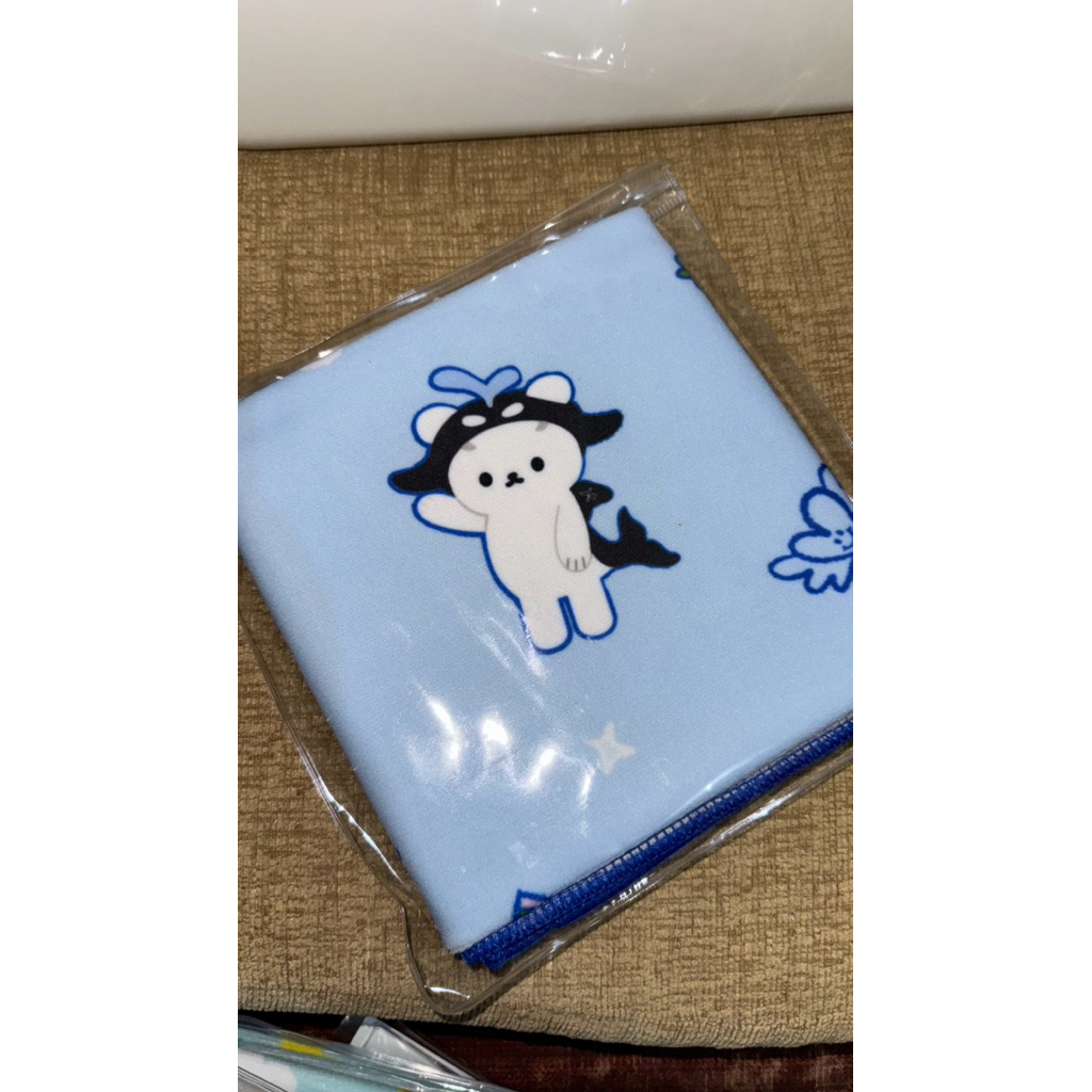 Jual STICKY FABRIC POLCASAN MUVMUV AND LUNAR | Shopee Indonesia