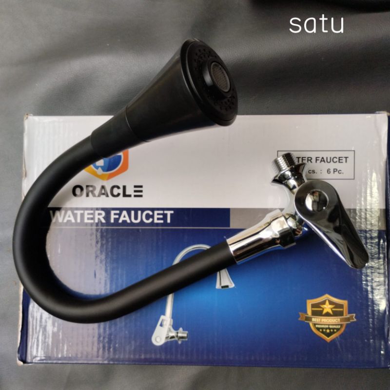 Jual Oracle kran wastafel/kran angsa fleksibel engkol warna hitam model ...