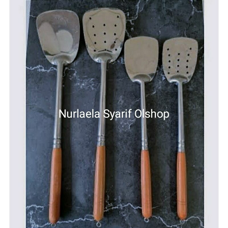 Jual Spatula Gagang Kayu Stainless Sodet TJ Besar | Shopee Indonesia