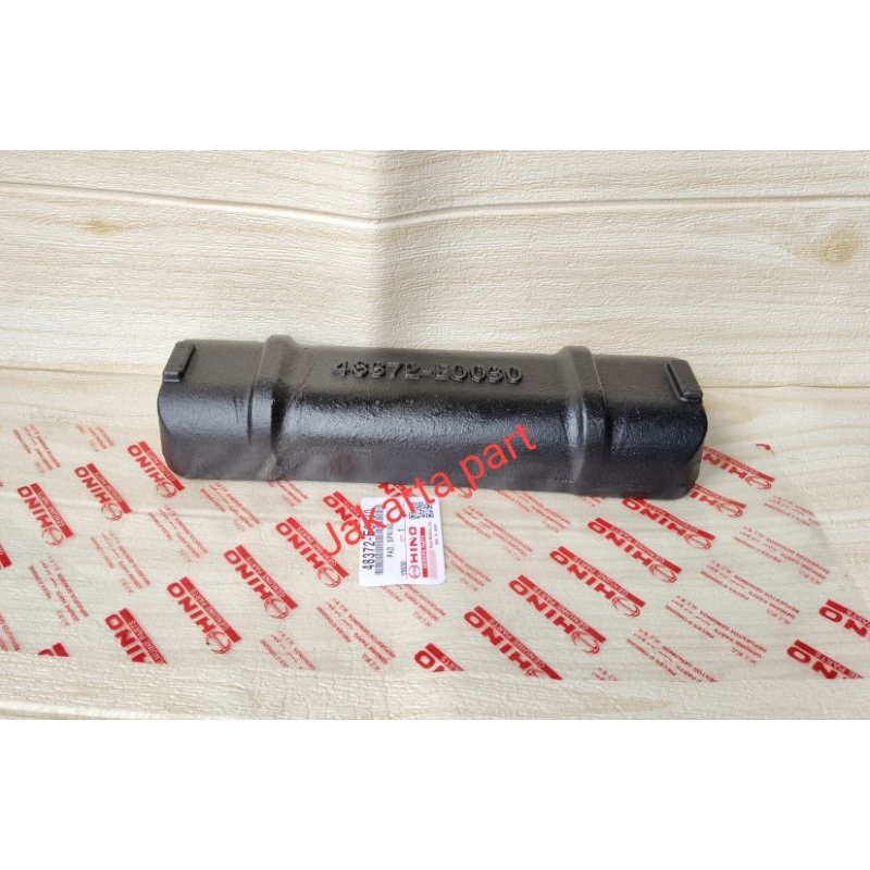 Jual Pad spring 48372-E0030 dudukan klam per belakang kuburan klem per ...