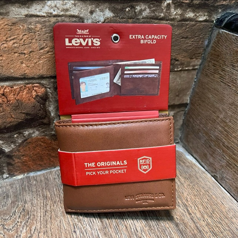 Jual Dompet Levis The Originals Extra Capacity Bifold Tan (New ...