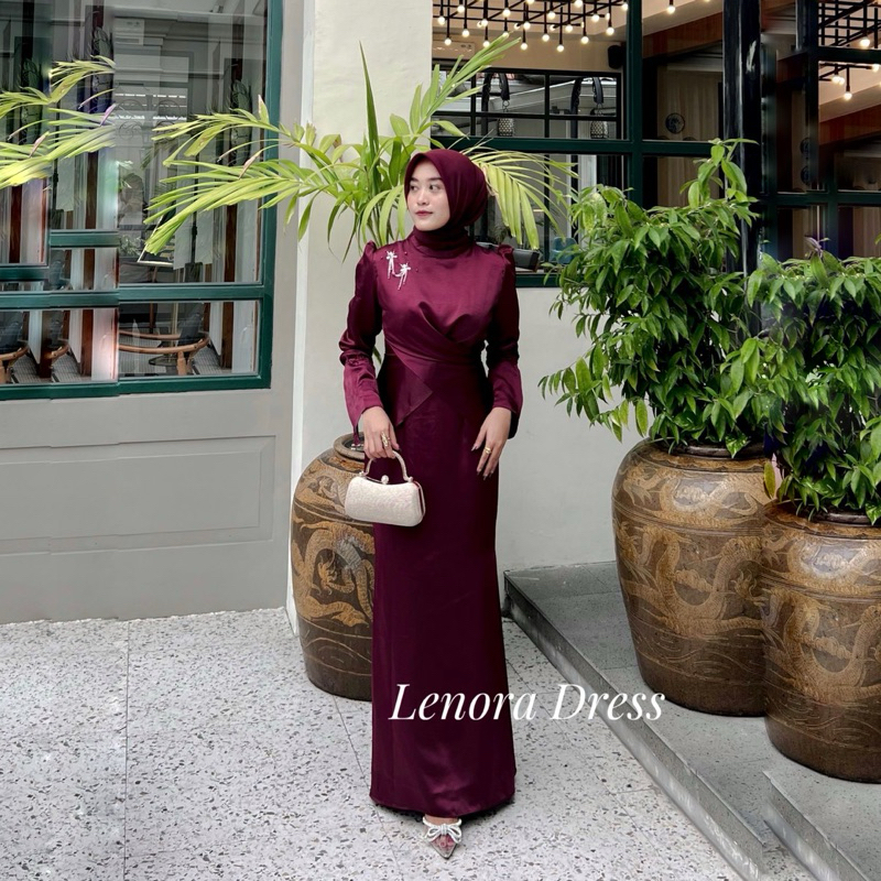 Jual Lenora Dress Satin Kondangan Bridesmaid Payet | Shopee Indonesia