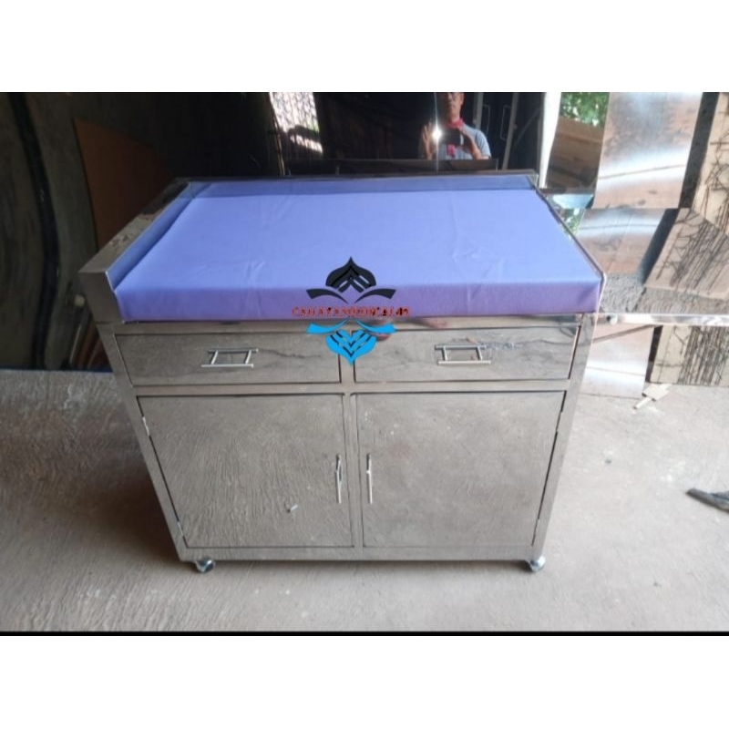 Jual Meja resusitasi bayi stainless / Meja resusitasi bayi / Baby table ...