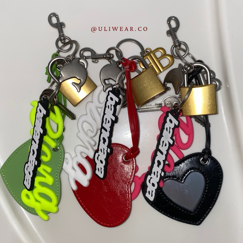 Jual [READY] Balenciaga Keychain with Mirror High Quality | Shopee ...