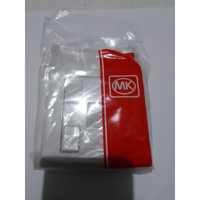 Jual saklar 5gang merk MK tipe-S8875W1 WHI slimline plus | Shopee Indonesia