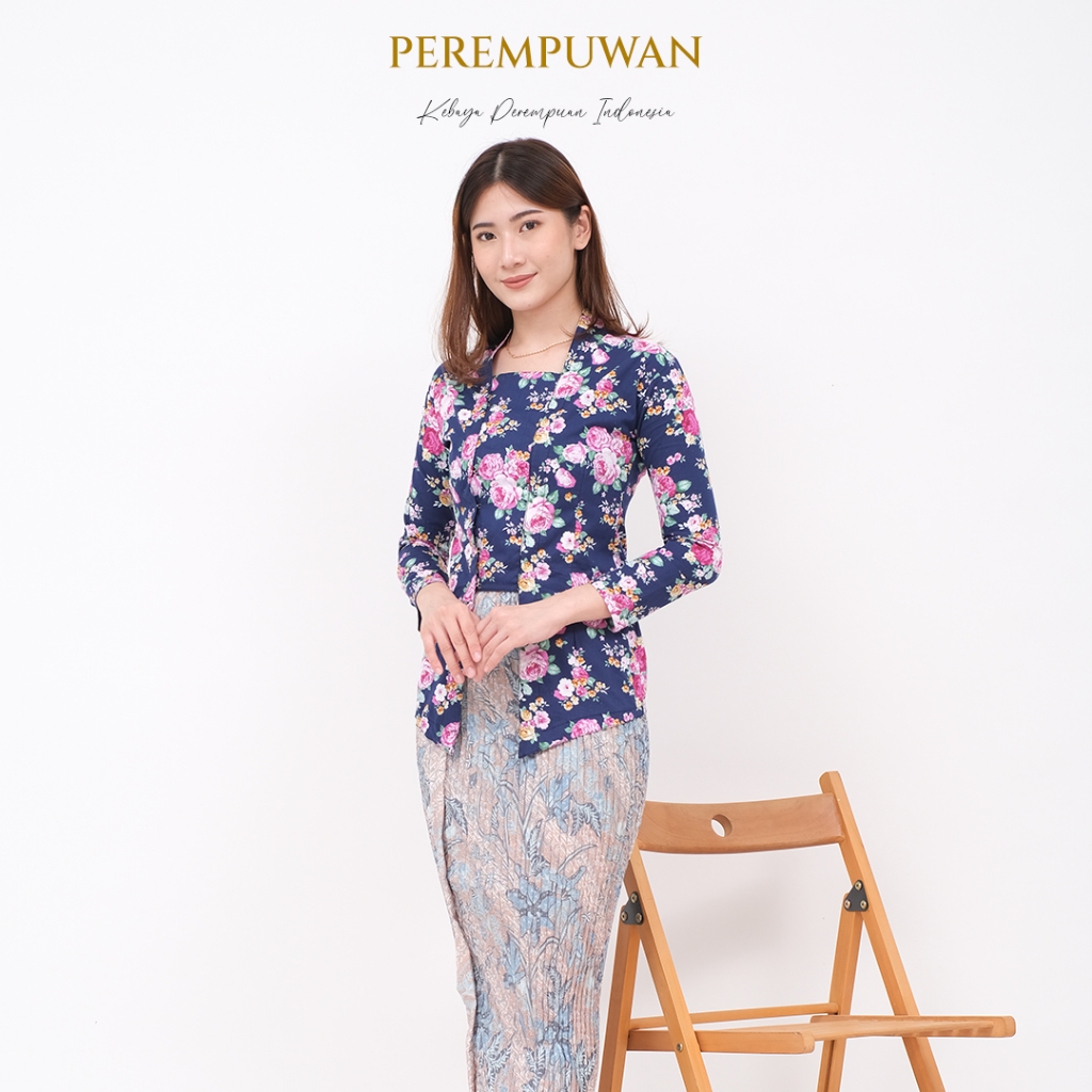 Jual PEREMPUWAN Kebaya Kutu Baru Kutubaru Jawa Bali Jadul vintage ...