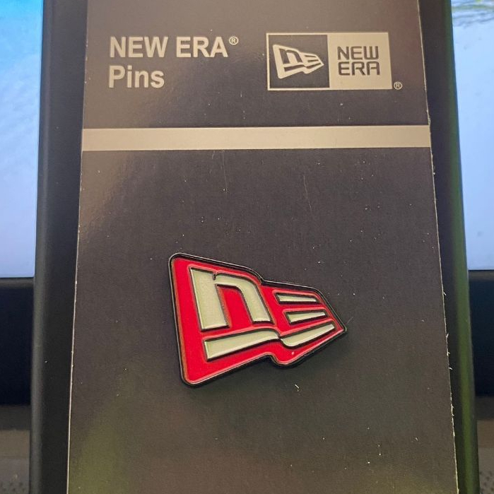 Jual PIN TOPI LOGO NE ENAMEL JARUM UNTUK TOPI | Shopee Indonesia