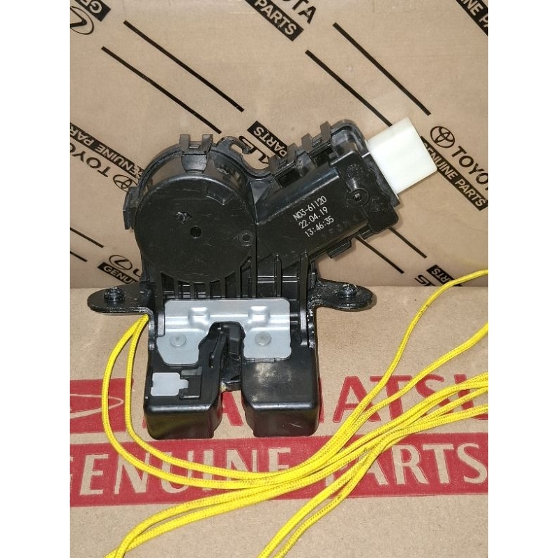 Jual Door lock pintu bagasi belakang all new Avanza Veloz Xenia Great ...