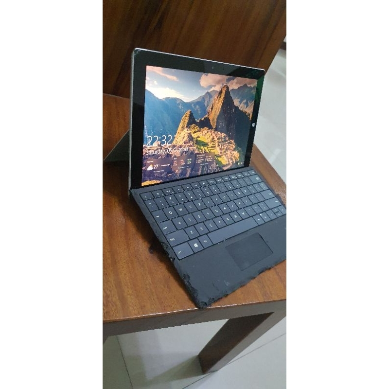 Jual Microsoft Surface 3 Ram 4GB Memory 128 Gb Mulus murah | Shopee ...