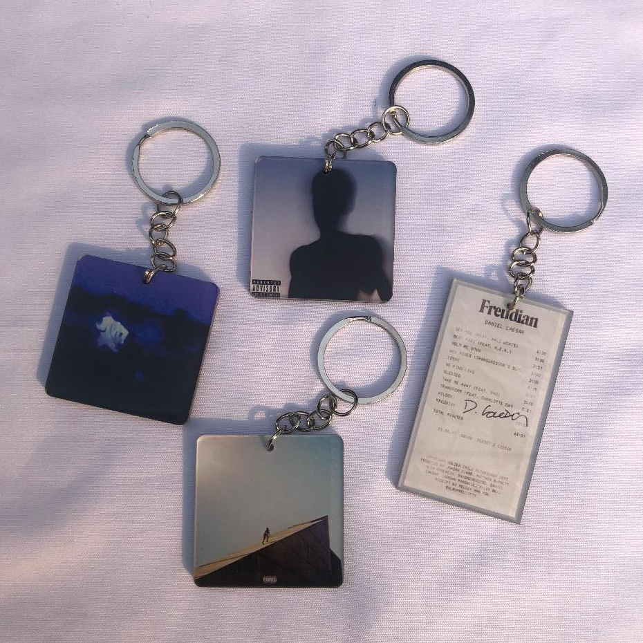 Jual Daniel Caesar Keychain | Shopee Indonesia