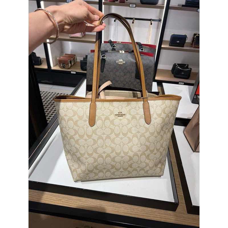 Jual C0 Signature Open City Tote | Shopee Indonesia