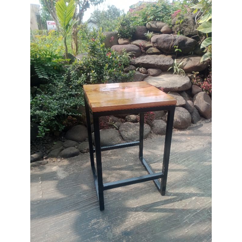 Jual Bangku Cafe Industrial Murah / Kursi Cafe Industrial / Kursi Kayu ...