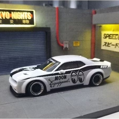Jual Tarmac Dodge Challenger LBWK Moon Eyes Limited Edition | Shopee ...