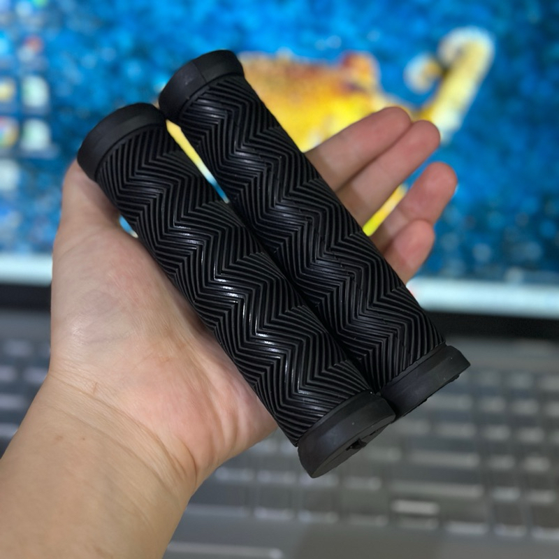 Jual HAND GRIP HANDGRIP SEPEDA HANDLE GRIP PACIFIC HITAM SEPEDA LIPAT ...