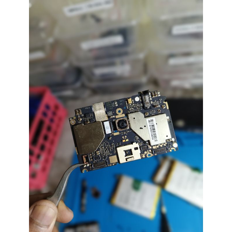 Jual MESIN Redmi 5 Plus VINCE 3/32GB [PERAWAN SIAP RAKIT] | Shopee ...