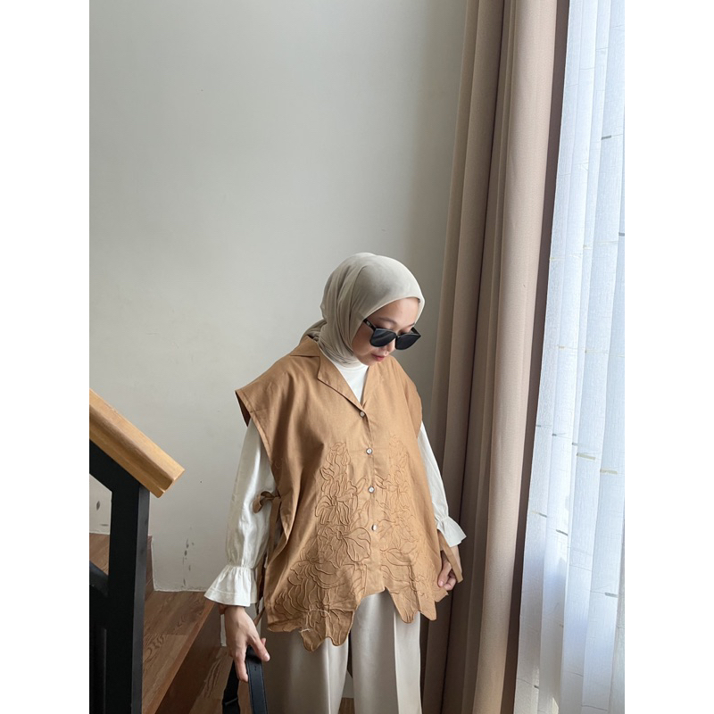 Jual Queen vest | Shopee Indonesia