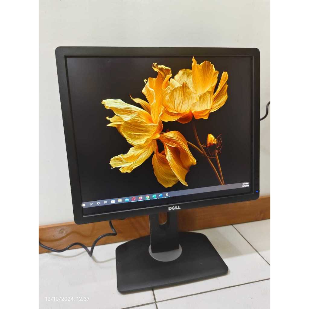 Jual monitor led kotak 19 inch | Shopee Indonesia