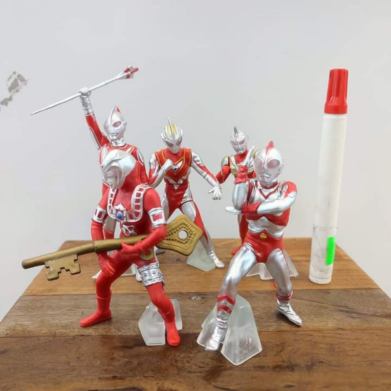 Jual Maiann action figure ultramanUltraman zerodll dijual satuan Tinggi ...