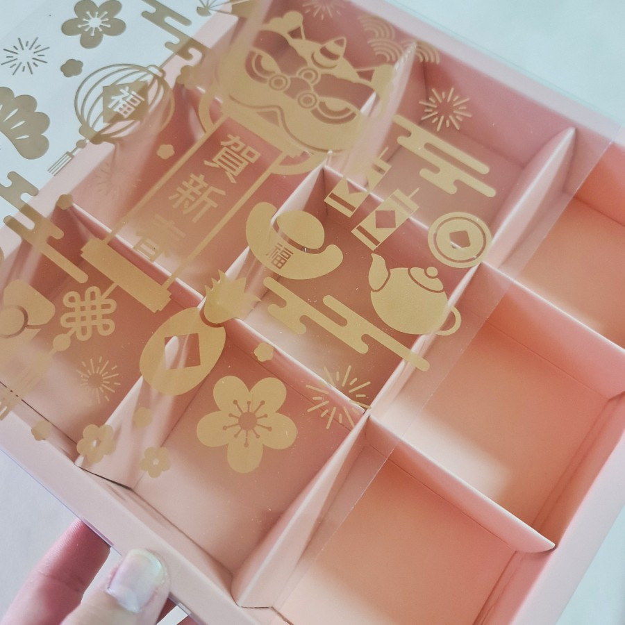 Jual 10 pcs box mika imlek kemasan cookies sekat 9 ukuran 7x7x4cm warna ...