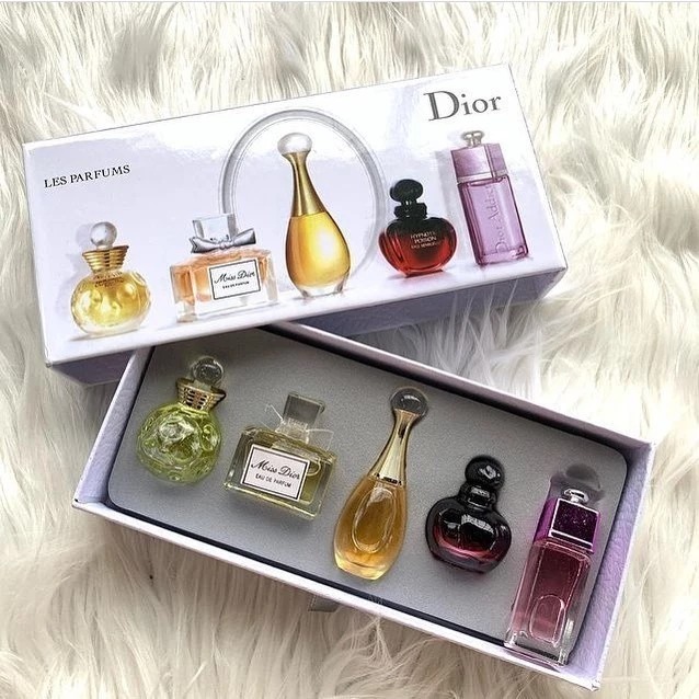 Jual Dior Gift Set Parfum Mini - Paket isi 5 set MINIATURE Perfume ...