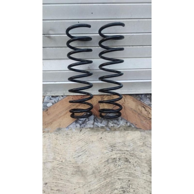 Jual Coil Spring Per Ceper Potong Depan / Belakang Mitsubishi Lancer ...