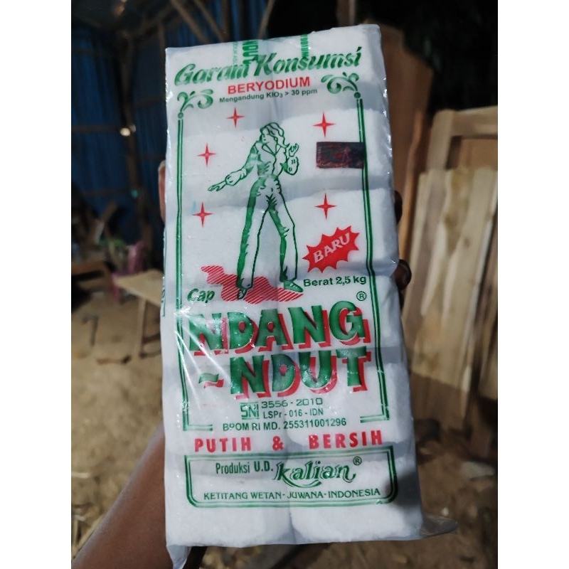 Jual Garam briket/bata cap Ndang-ndut 2,5 kg | Shopee Indonesia