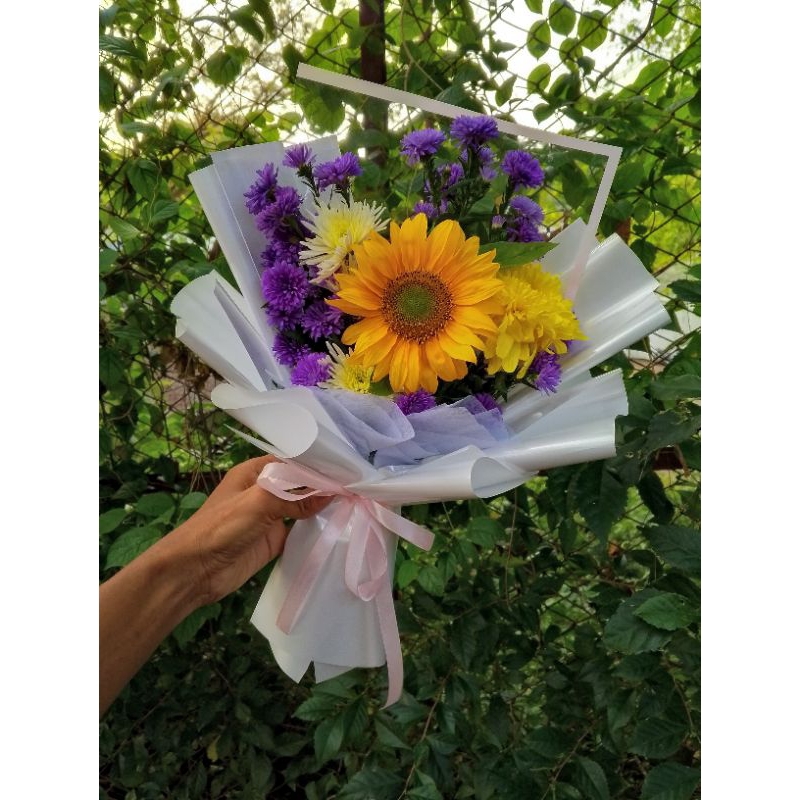 Jual BUKET BUNGA MATAHARI / BUKET BUNGA SEMARANG / BUKET BUNGA WISUDA ...