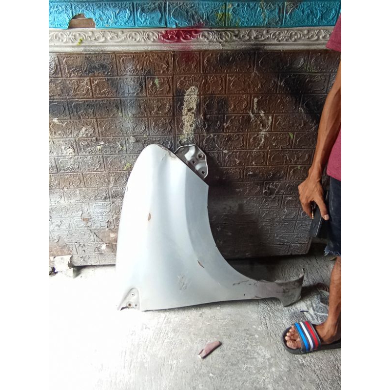 Jual Fender avanza 2016-2021 original kanan | Shopee Indonesia