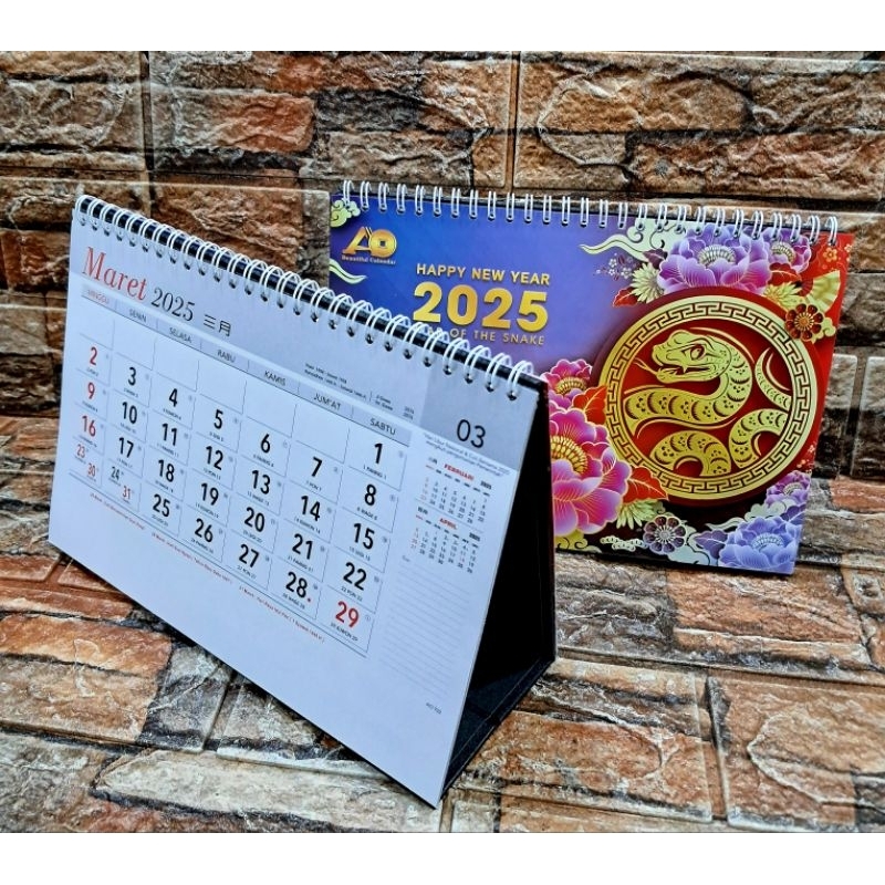 Jual KALENDER MEJA KERJA PENOMPANG LINEN HITAM TEBAL 2025 | Shopee ...