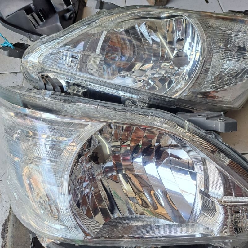 Jual Headlamp Lampu depan toyota grand innova 2011 2014 original ...