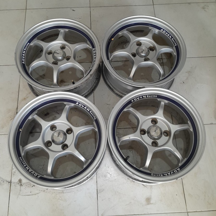 Jual VELG MOBIL ADVAN RACING RING 15 X7 4X100 ET35 BRIO AGYA AYLA SIGRA ...