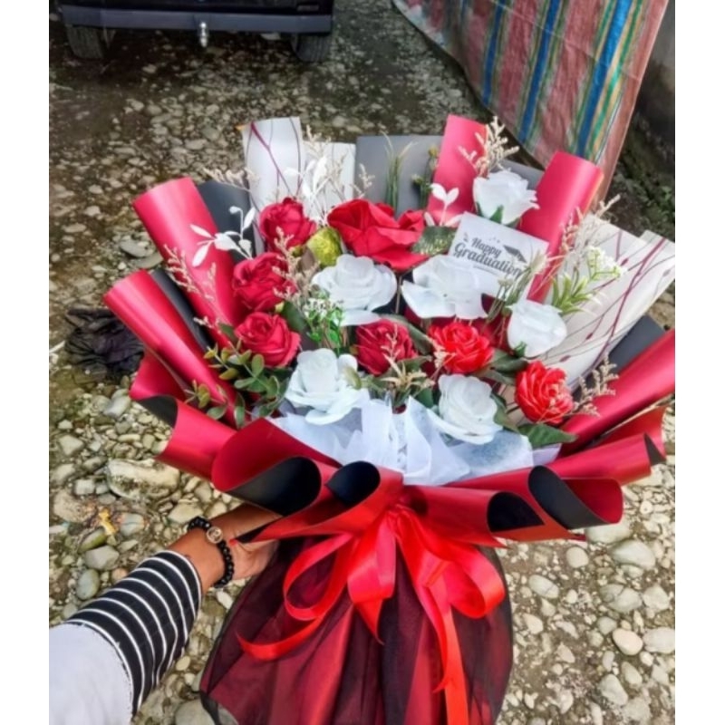 Jual Mawar merah premium buket bunga lamaran wisuda anniversary lamaran ...