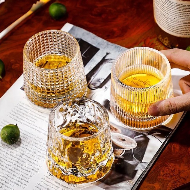 Jual Gelas kaca unik estetik gelas cafe kopi teh susu desain spinning wobble 150ml transparant ...